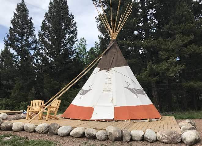 Top 5 affordable, UNIQUE lodging spots near Missoula